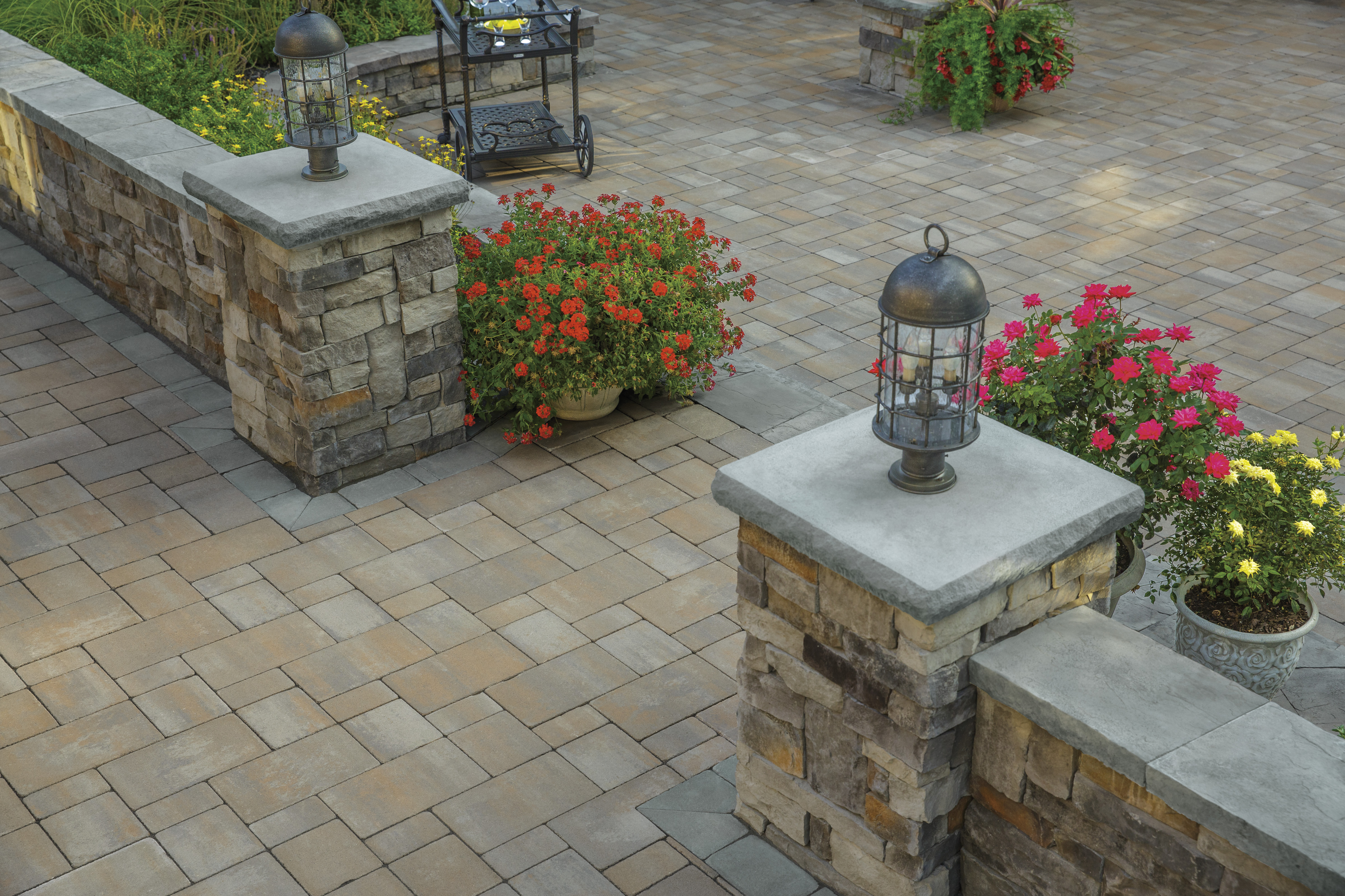 Cambridge Retaining Wall | Frederick Block, Brick & Stone